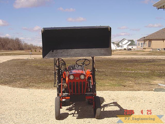 P.F. Engineering — Do-it-yourself Plans — Gallery - Tractor